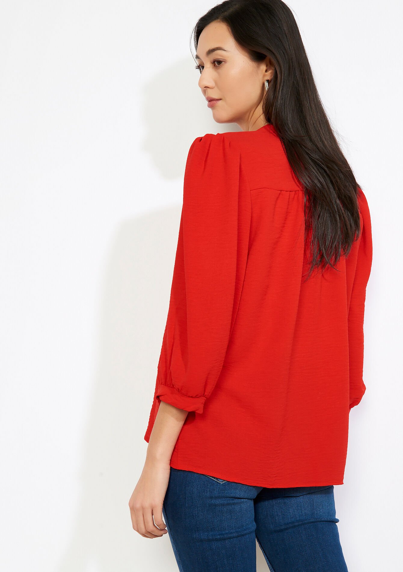 Vloeiende blouse met V-hals | LolaLiza