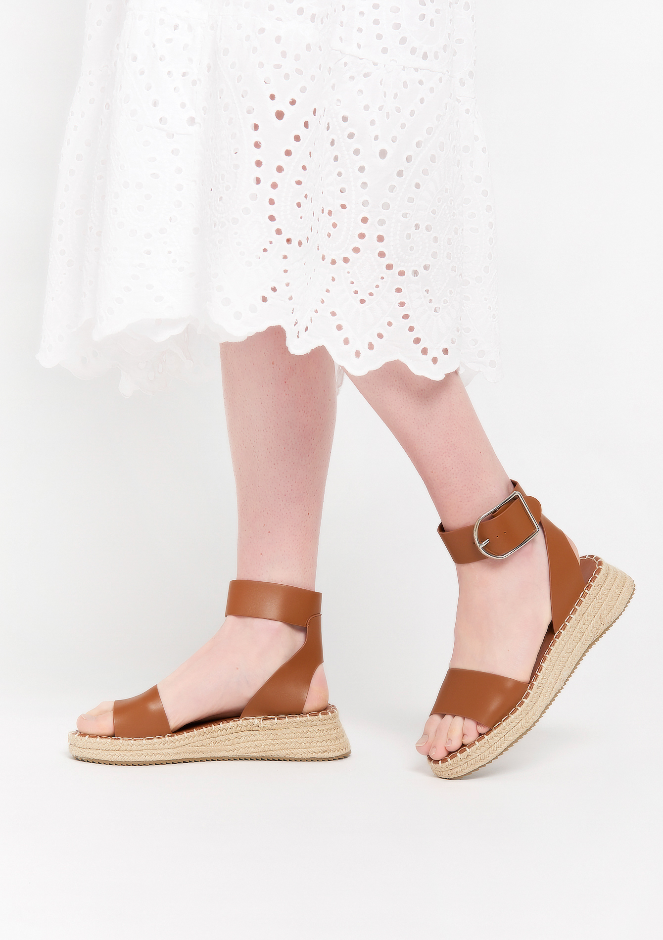 Flat wedge sandals - LolaLiza