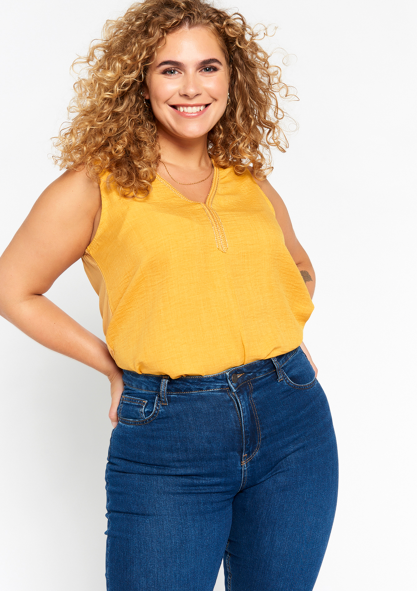 Top with V-neck - LolaLiza